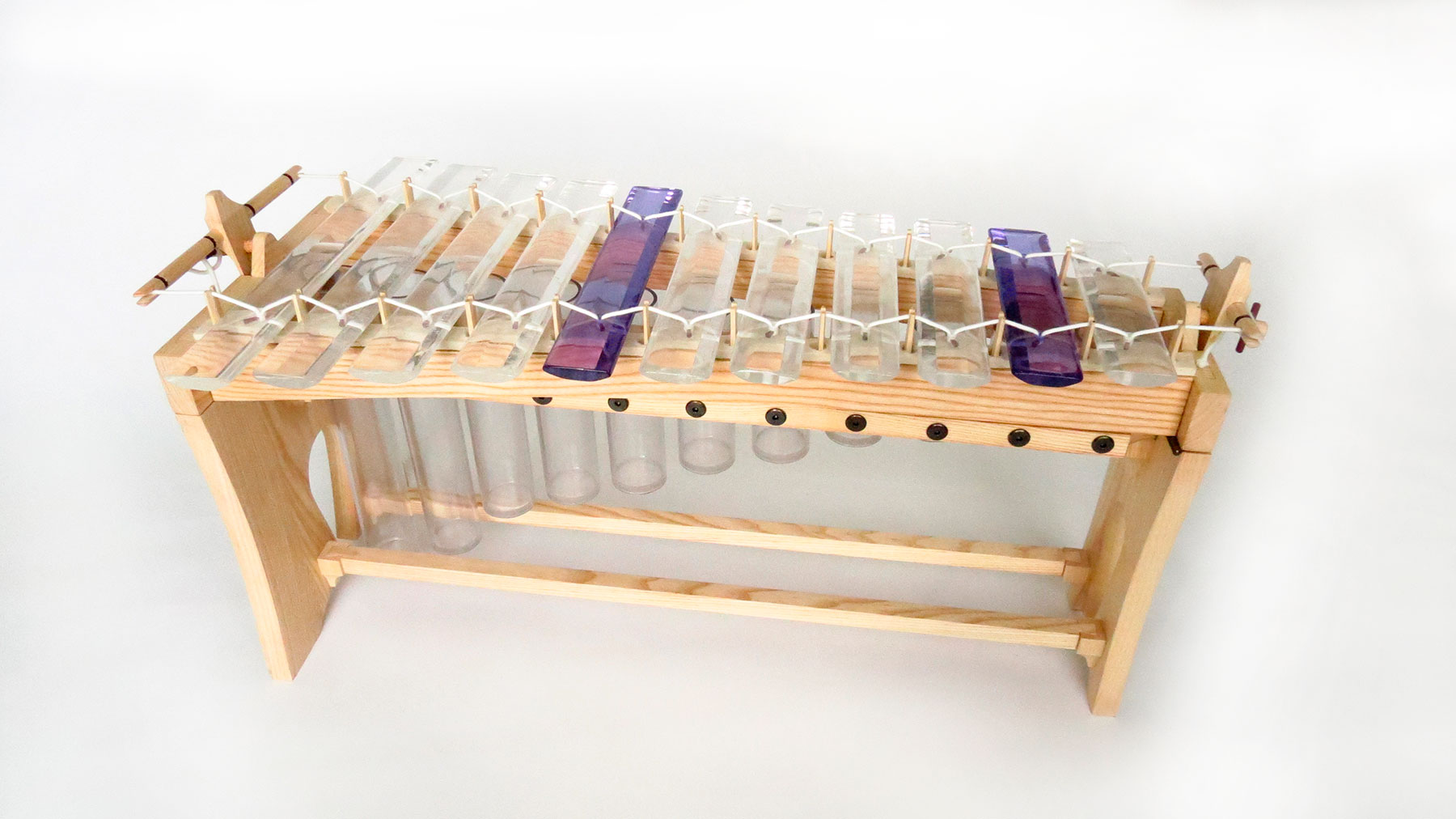 Concert pentatonic crystallophone in F | Nicola Mainville